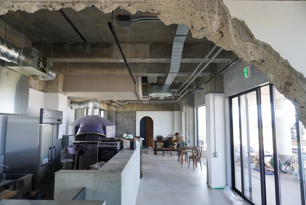 TORIKKA TABLE & STAY《トリッカテーブル＆ステイ》 | KAMIAWA（カミアワ）